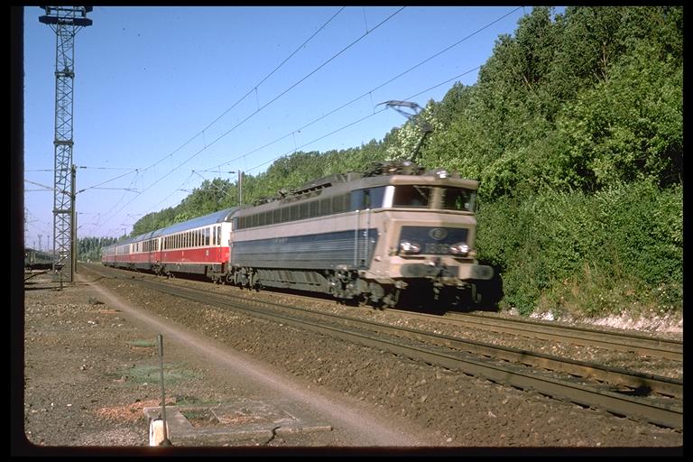 ForoTrenes • Ver Tema - Locomotoras universales (Les Nez-Cassés)